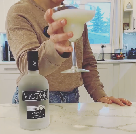 Victor Vodka Key Lime Martini – Birds & Bees Wine and Spirits